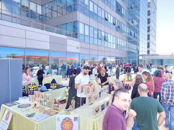 ירידי קונספט - קלי קלותה